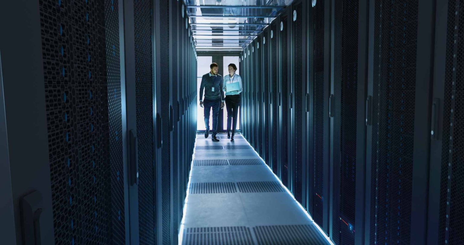 INFRASTRUCTURA DE ALIMENTARE A CENTRELOR DE DATE, DE LA RETEA PÂNÃ LA ...